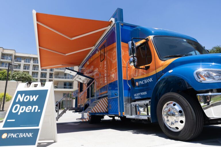 Greater Cleveland Community Resource Center | PNC Fairfax Connection